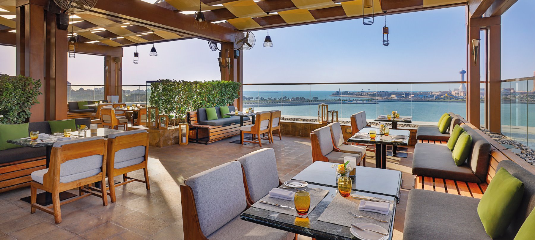 Azura Panoramic Lounge | The St. Regis Abu Dhabi